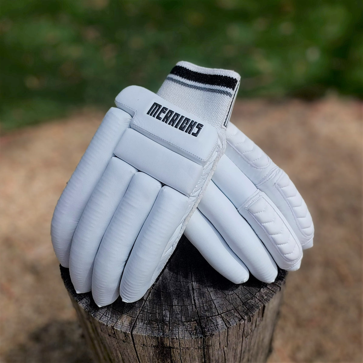 Sausage Finger Batting Gloves – Merricks Cricket